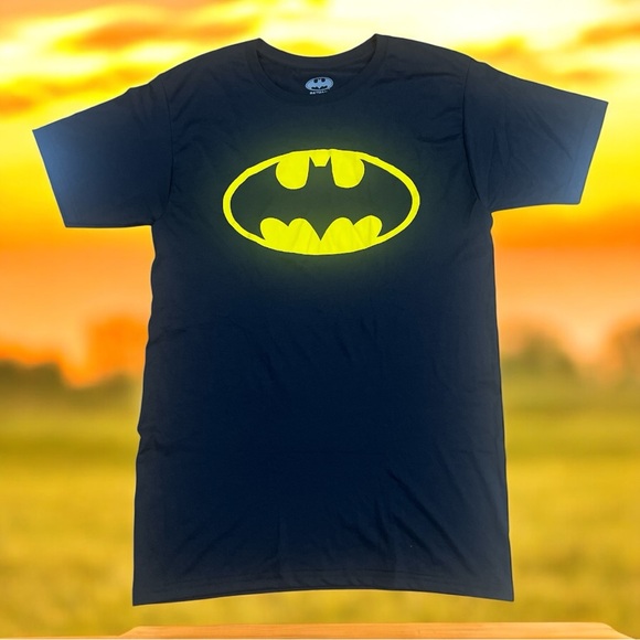 DC Comics | Shirts | Batman Logo Black Tshirt | Poshmark